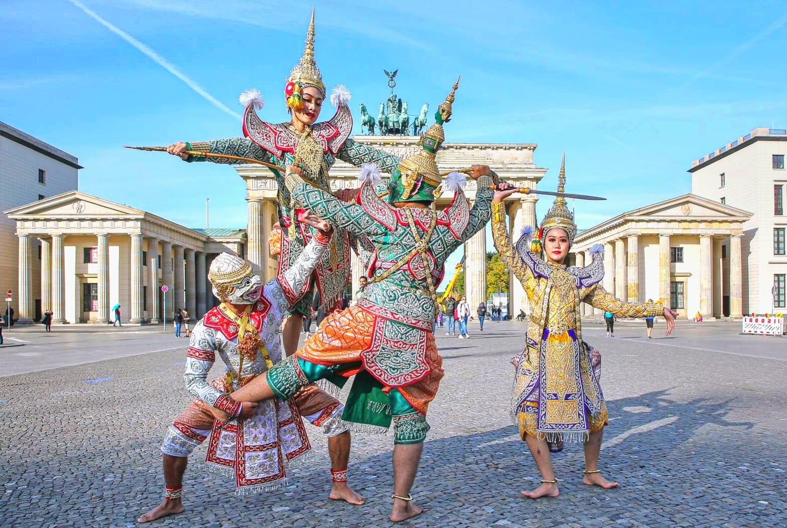 การแสดงโขนไทยที่งดงามในงานไทยศึกษาและวัฒนธรรมไทย ที่มหาวิทยาลัย Humboldt กรุงเบอร์ลิน ฉลองครบรอบ ...